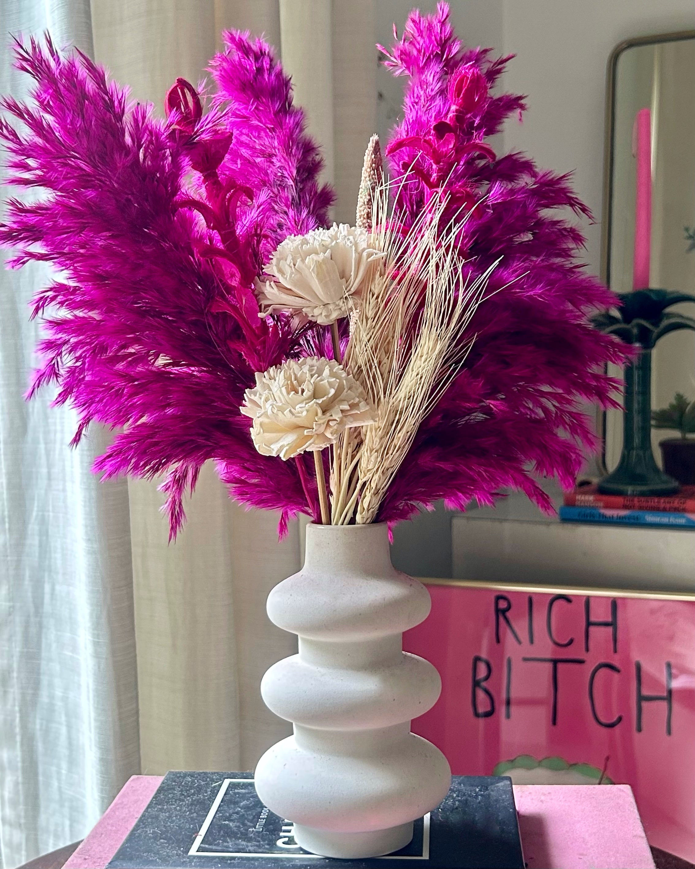 Pink twirl dried flower set with vase – Casarella